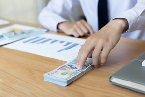 Paying Off Interest vs. Principal on Student Loans (a Guide) - College ...